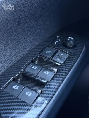 Toyota Prius 2016 Viļņa, ar dzinēja tilpumu 1.80 L un nobraukumu 175 tūkst. km par 14000 €, foto 21 vietnē AUTOMOTO.COM.LV