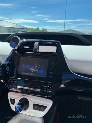 Toyota Prius 2017 Tallina, ar dzinēja tilpumu 1.80 L un nobraukumu 80 tūkst. km par 15000 €, foto 12 vietnē AUTOMOTO.COM.LV