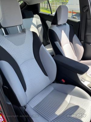 Toyota Prius 2017 Tallina, ar dzinēja tilpumu 1.80 L un nobraukumu 80 tūkst. km par 15000 €, foto 17 vietnē AUTOMOTO.COM.LV