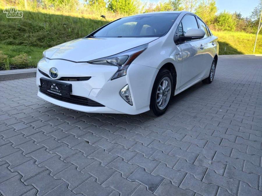 Toyota Prius 2018 Viļņa, ar dzinēja tilpumu 1.80 L un nobraukumu 232 tūkst. km par 10900 €, foto 4 vietnē AUTOMOTO.COM.LV