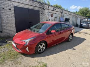 Toyota Prius 2018 in Kaunas, with an engine capacity of 1.80 L and mileage of 103 thousand km for 11500 €, photo  on AUTOMOTO.COM.LV