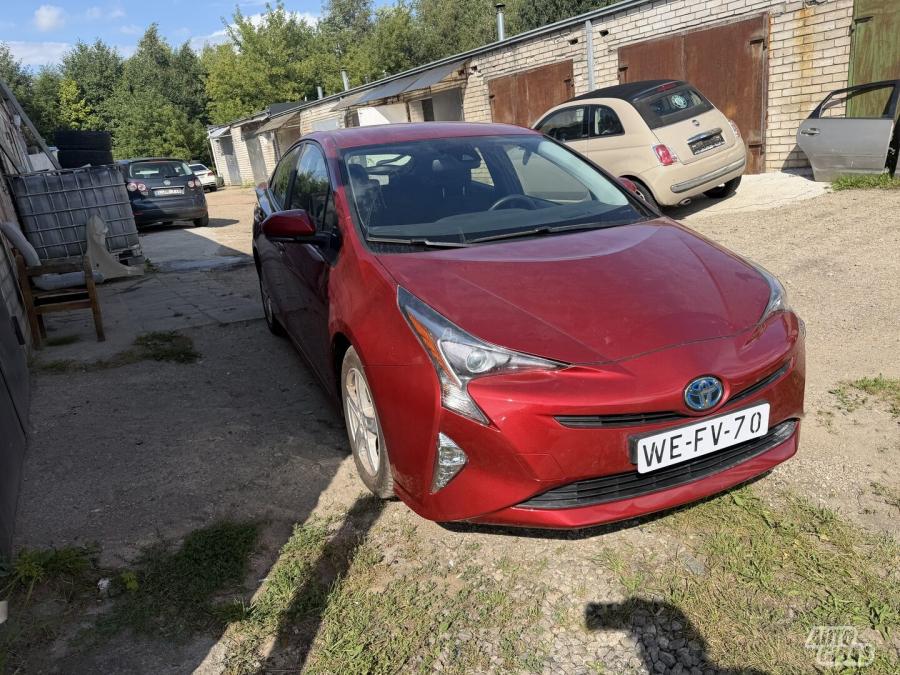 Toyota Prius 2018 in Kaunas, with an engine capacity of 1.80 L and mileage of 103 thousand km for 11500 €, photo 4 on AUTOMOTO.COM.LV