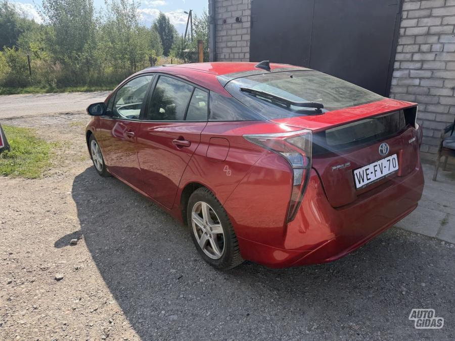 Toyota Prius 2018 in Kaunas, with an engine capacity of 1.80 L and mileage of 103 thousand km for 11500 €, photo 5 on AUTOMOTO.COM.LV