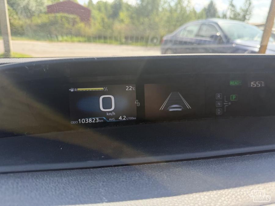 Toyota Prius 2018 in Kaunas, with an engine capacity of 1.80 L and mileage of 103 thousand km for 11500 €, photo 7 on AUTOMOTO.COM.LV