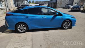 Toyota Prius 2019 in Riga, with an engine capacity of 1.80 L and mileage of 56 thousand km for 16700 €, photo 6 on AUTOMOTO.COM.LV