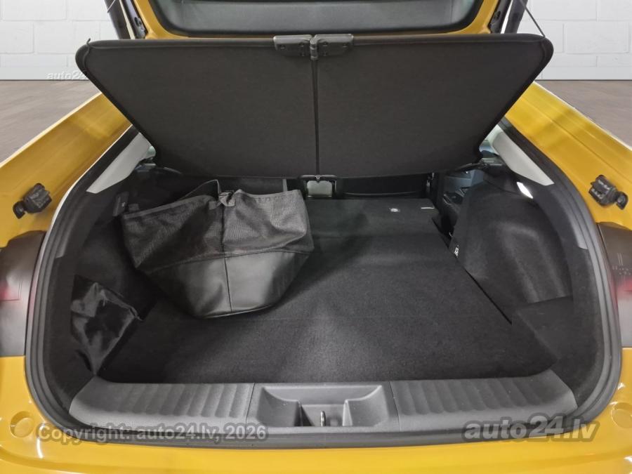 Toyota Prius 2024 Tallina, ar dzinēja tilpumu 2.00 L un nobraukumu 34 tūkst. km par 35990 €, foto 11 vietnē AUTOMOTO.COM.LV