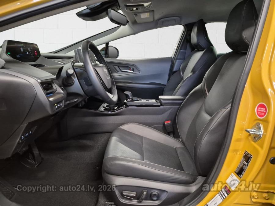 Toyota Prius 2024 Tallina, ar dzinēja tilpumu 2.00 L un nobraukumu 34 tūkst. km par 35990 €, foto 12 vietnē AUTOMOTO.COM.LV