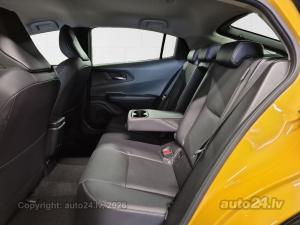 Toyota Prius 2024 Tallina, ar dzinēja tilpumu 2.00 L un nobraukumu 34 tūkst. km par 35990 €, foto 20 vietnē AUTOMOTO.COM.LV