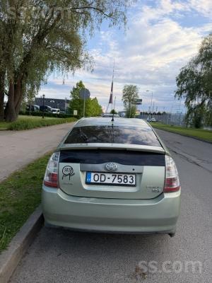 Тойота Приус 2006 в Рига, объемом двигателя 1.50 л и пробегом 185 тыс. км за 900 €, фото  на AUTOMOTO.COM.LV