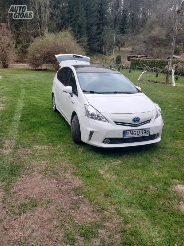 Toyota Prius 2013 Kauņa, ar dzinēja tilpumu 1.80 L un nobraukumu 238 tūkst. km par 8600 €, foto 1 vietnē AUTOMOTO.COM.LV