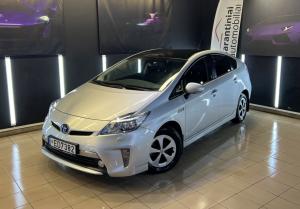 Toyota Prius 2014 Viļņa, ar dzinēja tilpumu 1.80 L un nobraukumu 261 tūkst. km par 8750 €, foto  vietnē AUTOMOTO.COM.LV