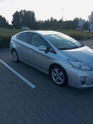 Toyota Prius MPV 2009 Rīga, ar dzinēja tilpumu 1.80 L un nobraukumu 340 tūkst. km par 5700 €, foto 3 vietnē AUTOMOTO.COM.LV