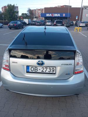 Toyota Prius MPV 2009 Rīga, ar dzinēja tilpumu 1.80 L un nobraukumu 340 tūkst. km par 5700 €, foto 7 vietnē AUTOMOTO.COM.LV