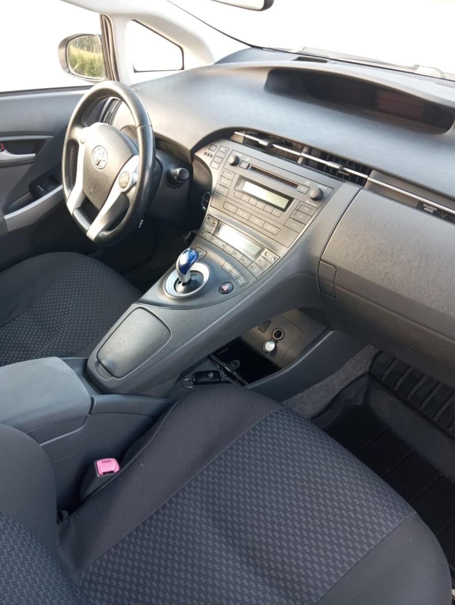 Toyota Prius MPV 2009 Rīga, ar dzinēja tilpumu 1.80 L un nobraukumu 340 tūkst. km par 5700 €, foto 14 vietnē AUTOMOTO.COM.LV