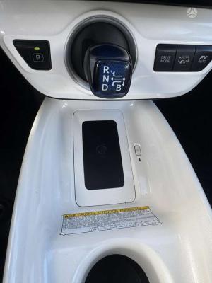 Серый Тойота Prius Prime 2019 в Вильнюс, объемом двигателя 1.80 л и пробегом 135 тыс. км за 15600 €, фото 21 на AUTOMOTO.COM.LV