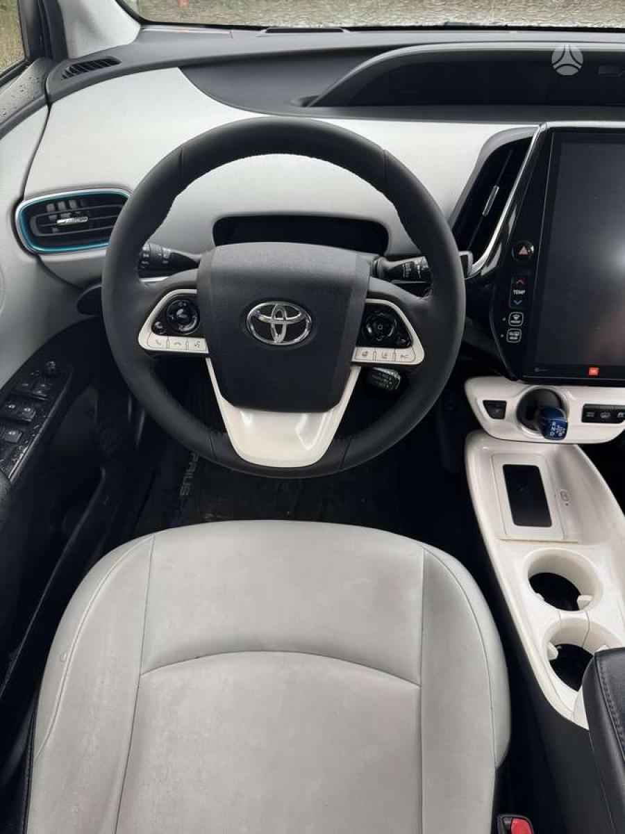 Серый Тойота Prius Prime 2019 в Вильнюс, объемом двигателя 1.80 л и пробегом 135 тыс. км за 15600 €, фото 29 на AUTOMOTO.COM.LV