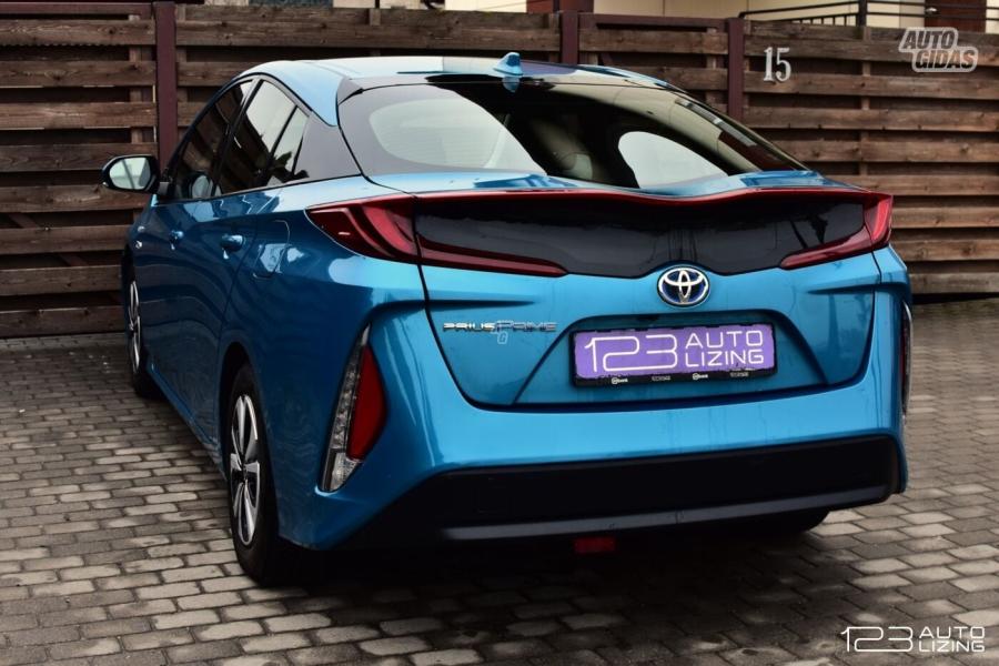 Toyota Prius Prime 2019 in Kretinga, with an engine capacity of 1.80 L and mileage of 102 thousand km for 13999 €, photo 8 on AUTOMOTO.COM.LV