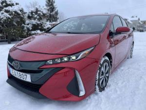 Красный Тойота Prius Prime 2017 в Алитус, объемом двигателя 1.80 л и пробегом 84 тыс. км за 13500 €, фото 6 на AUTOMOTO.COM.LV