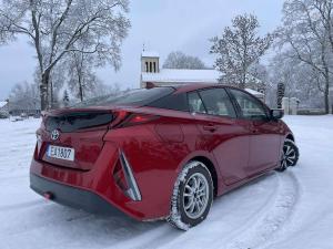 Красный Тойота Prius Prime 2017 в Алитус, объемом двигателя 1.80 л и пробегом 84 тыс. км за 13500 €, фото 7 на AUTOMOTO.COM.LV