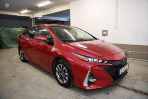 Sarkans Toyota Prius Prime 2021 Klaipėda, ar dzinēja tilpumu 1.80 L un nobraukumu 32 tūkst. km par 18800 €, foto 4 vietnē AUTOMOTO.COM.LV