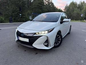 Balts Toyota Prius Prime 2019 Viļņa, ar dzinēja tilpumu 1.80 L un nobraukumu 178 tūkst. km par 14800 €, foto 3 vietnē AUTOMOTO.COM.LV