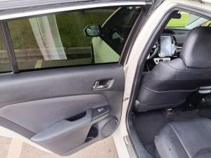 Balts Toyota Prius Prime 2017 Kauņa, ar dzinēja tilpumu 1.80 L un nobraukumu 170 tūkst. km par 12500 €, foto 8 vietnē AUTOMOTO.COM.LV