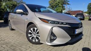 Желтый Тойота Prius Prime 2021 в Пренай, объемом двигателя 1.80 л и пробегом 64 тыс. км за 17299 €, фото 4 на AUTOMOTO.COM.LV