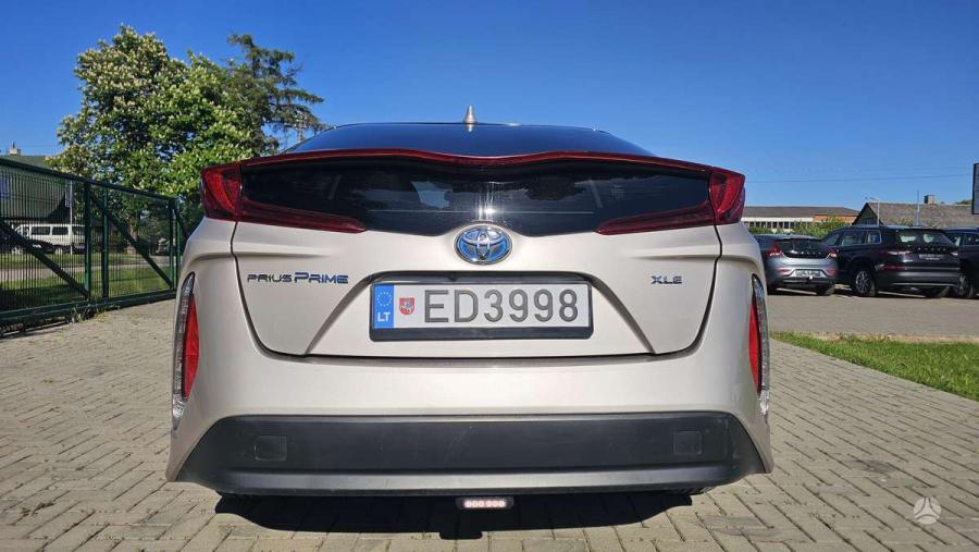 Желтый Тойота Prius Prime 2021 в Пренай, объемом двигателя 1.80 л и пробегом 64 тыс. км за 17299 €, фото 7 на AUTOMOTO.COM.LV