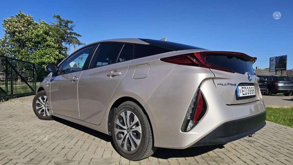 Желтый Тойота Prius Prime 2021 в Пренай, объемом двигателя 1.80 л и пробегом 64 тыс. км за 17299 €, фото 7 на AUTOMOTO.COM.LV