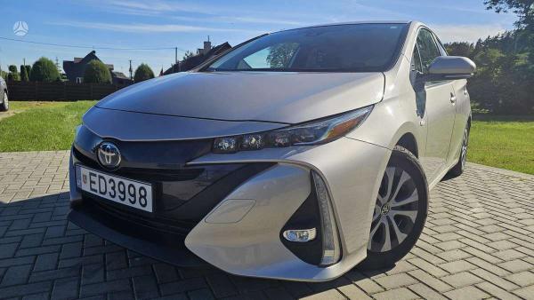 Желтый Тойота Prius Prime 2021 в Пренай, объемом двигателя 1.80 л и пробегом 64 тыс. км за 17299 €, фото 9 на AUTOMOTO.COM.LV