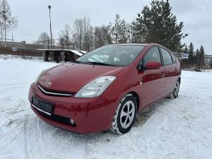 Sarkans Toyota Prius 2006 Alīta, ar dzinēja tilpumu 1.50 L un nobraukumu 279 tūkst. km par 4250 €, foto 2 vietnē AUTOMOTO.COM.LV