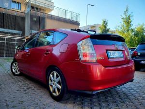 Sarkans Toyota Prius 2007 Viļņa, ar dzinēja tilpumu 1.50 L un nobraukumu 450 tūkst. km par 3250 €, foto 5 vietnē AUTOMOTO.COM.LV