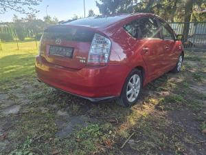 Red Toyota Prius 2008 in Vilnius, with an engine capacity of 1.50 L and mileage of 338 thousand km for 4200 €, photo 7 on AUTOMOTO.COM.LV