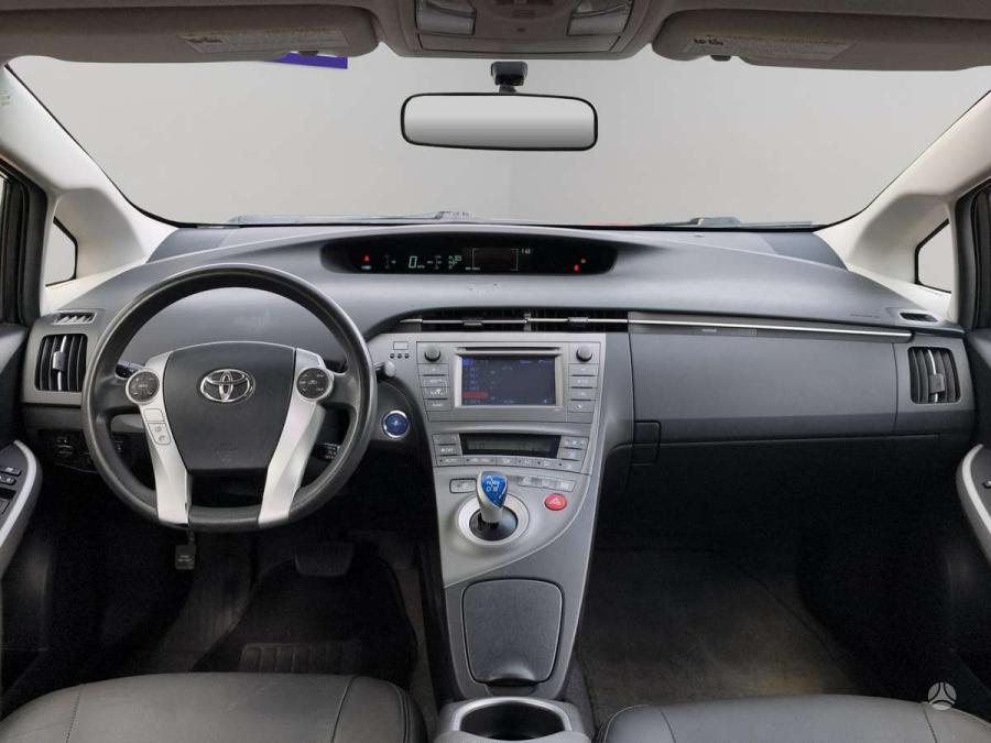 Sarkans Toyota Prius 2012 Klaipėda, ar dzinēja tilpumu 1.80 L un nobraukumu 297 tūkst. km par 7999 €, foto 13 vietnē AUTOMOTO.COM.LV