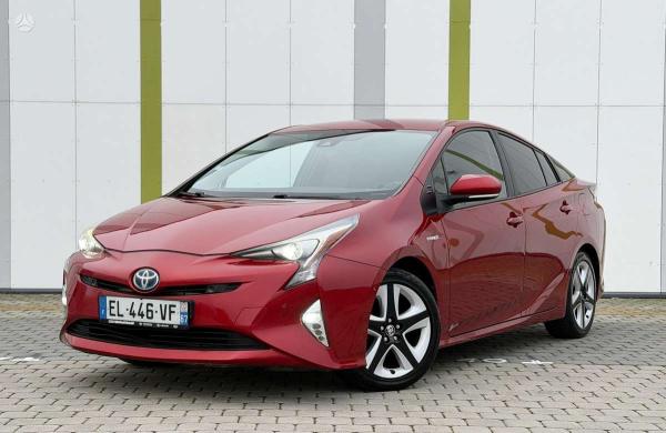 Sarkans Toyota Prius 2017 Tauragė, ar dzinēja tilpumu 1.80 L un nobraukumu 263 tūkst. km par 11800 €, foto 1 vietnē AUTOMOTO.COM.LV