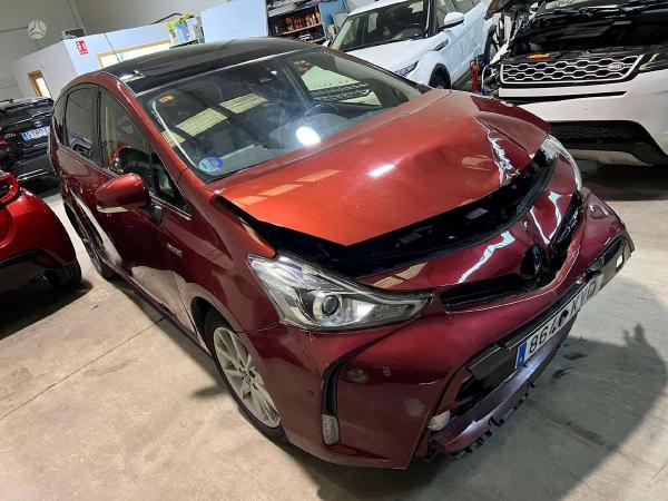 Sarkans Toyota Prius 2019 Gargždai, ar dzinēja tilpumu 1.80 L un nobraukumu 99 tūkst. km par 9900 €, foto 1 vietnē AUTOMOTO.COM.LV