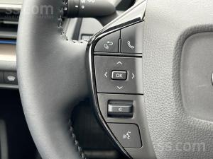 Sarkans Toyota Prius 2025 Rīga, ar dzinēja tilpumu 2.00 L un nobraukumu 14 tūkst. km par 36990 €, foto 18 vietnē AUTOMOTO.COM.LV