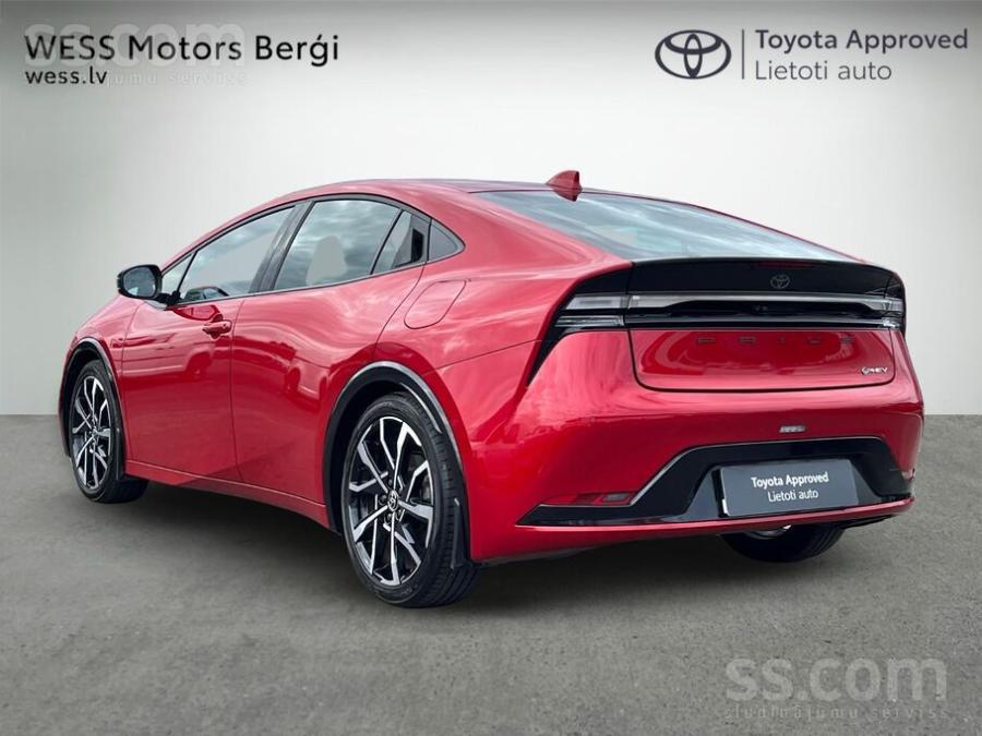 Sarkans Toyota Prius 2025 Rīga, ar dzinēja tilpumu 2.00 L un nobraukumu 14 tūkst. km par 36990 €, foto 28 vietnē AUTOMOTO.COM.LV