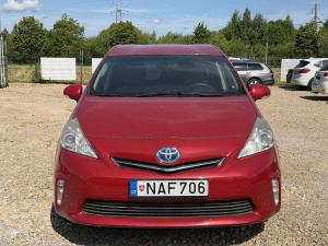 Sarkans Toyota Prius 2013 Šauļi, ar dzinēja tilpumu 1.80 L un nobraukumu 228 tūkst. km par 8500 €, foto 3 vietnē AUTOMOTO.COM.LV