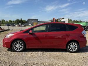 Sarkans Toyota Prius 2013 Šauļi, ar dzinēja tilpumu 1.80 L un nobraukumu 228 tūkst. km par 8500 €, foto 9 vietnē AUTOMOTO.COM.LV