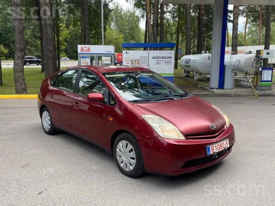 Красный Тойота Приус 2004 в Рига, объемом двигателя 1.50 л и пробегом 0 тыс. км за 1199 €, фото 8 на AUTOMOTO.COM.LV