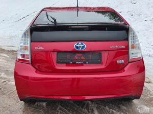 Red Toyota Prius 2010 in Vilnius, with an engine capacity of 1.80 L and mileage of 181 thousand km for 7950 €, photo 15 on AUTOMOTO.COM.LV