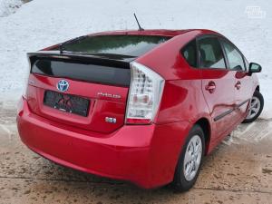 Red Toyota Prius 2010 in Vilnius, with an engine capacity of 1.80 L and mileage of 181 thousand km for 7950 €, photo 18 on AUTOMOTO.COM.LV