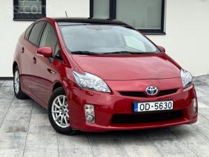 Red Toyota Prius 2012 in Jelgava, with an engine capacity of 1.80 L and mileage of 244 thousand km for 7800 €, photo 11 on AUTOMOTO.COM.LV