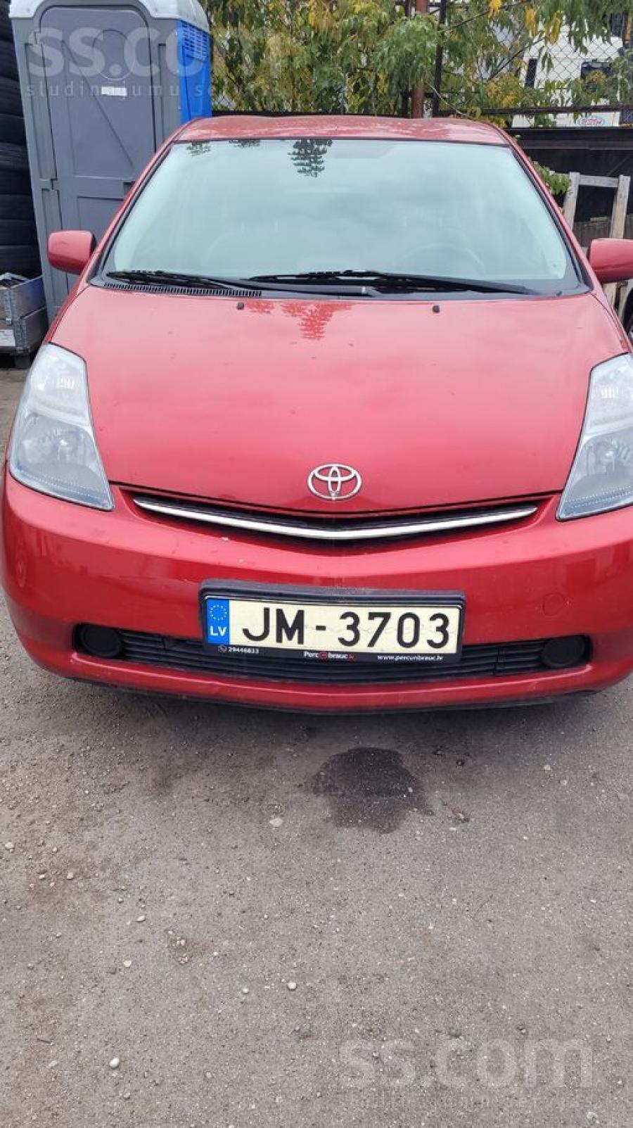 Sarkans Toyota Prius 2006 Rīga, ar dzinēja tilpumu 1.50 L un nobraukumu 0 tūkst. km par 1500 €, foto 4 vietnē AUTOMOTO.COM.LV