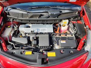 Red Toyota Prius 2013 in Siauliai, with an engine capacity of 1.80 L and mileage of 228 thousand km for 8500 €, photo 10 on AUTOMOTO.COM.LV