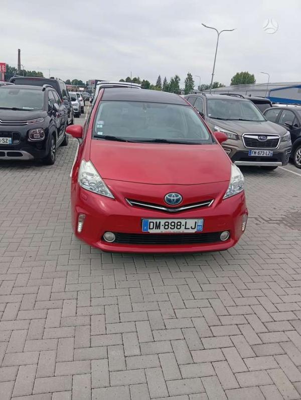 Sarkans Toyota Prius 2014 Tauragė, ar dzinēja tilpumu 1.80 L un nobraukumu 243 tūkst. km par 9200 €, foto 3 vietnē AUTOMOTO.COM.LV
