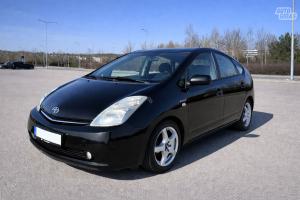 Toyota Prius 2006 in Vilnius, with an engine capacity of 1.50 L and mileage of 297 thousand km for 3300 €, photo  on AUTOMOTO.COM.LV