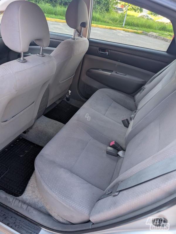Toyota Prius 2006 Viļņa, ar dzinēja tilpumu 1.50 L un nobraukumu 290 tūkst. km par 3333 €, foto 6 vietnē AUTOMOTO.COM.LV