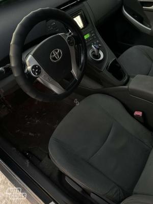 Toyota Prius 2010 Viļņa, ar dzinēja tilpumu 1.80 L un nobraukumu 330 tūkst. km par 4500 €, foto 7 vietnē AUTOMOTO.COM.LV